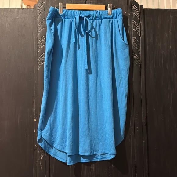 Zenana Outfitters | Skirts | Zenana Tulip Hem Skirt | Poshmark